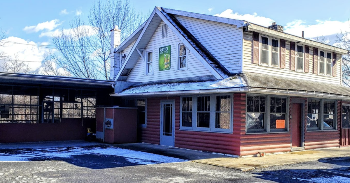 The Overlook Bar | Discover Lehigh Valley